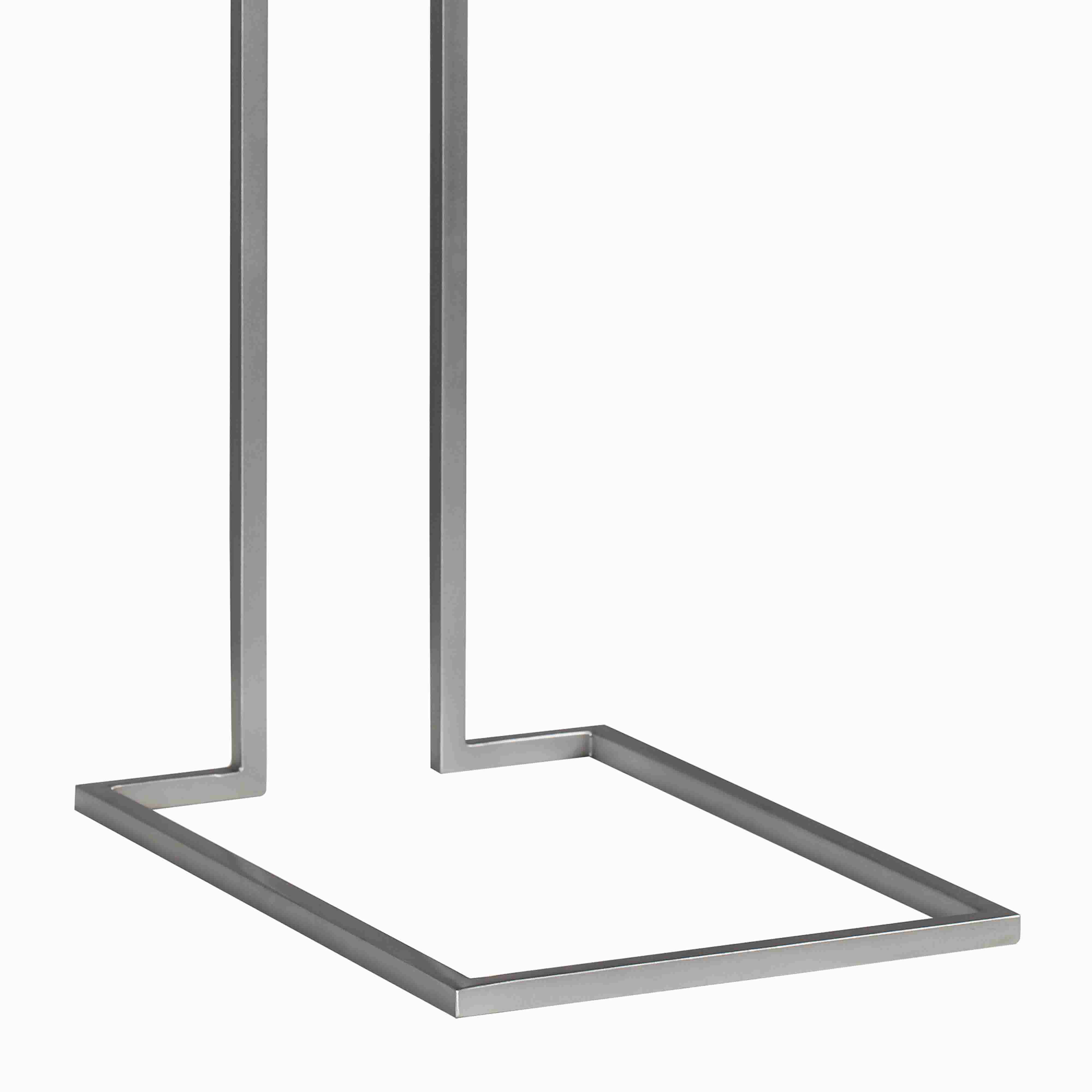 ikaigai | Paxton Pull Up Table